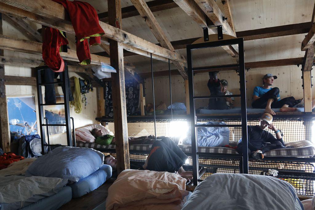 50 ans d’histoire : La construction du nouveau refuge de l’Aigle | Parc ...